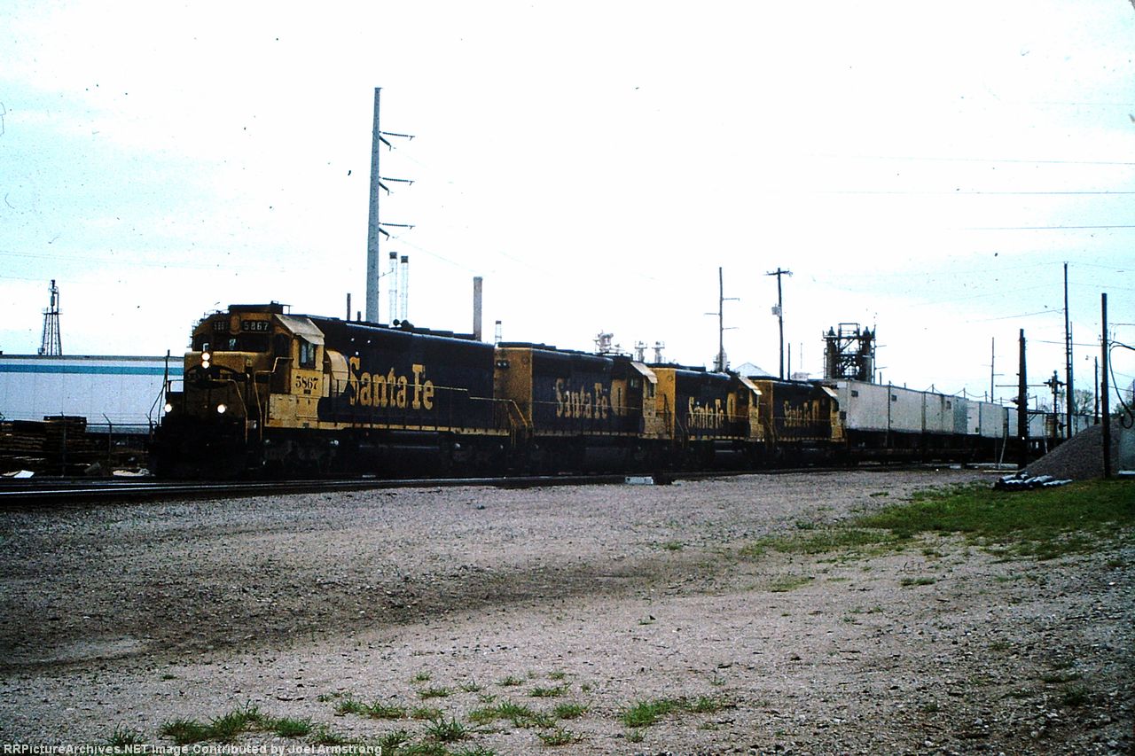 ATSF 5867